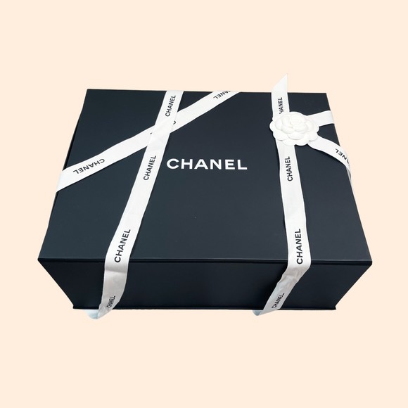 CHANEL | Storage & Organization | Chanel Large Magnetic Storage Gift ...